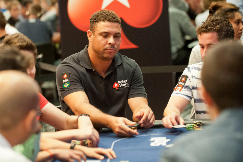 The footballer's love affair with poker - Football Pink